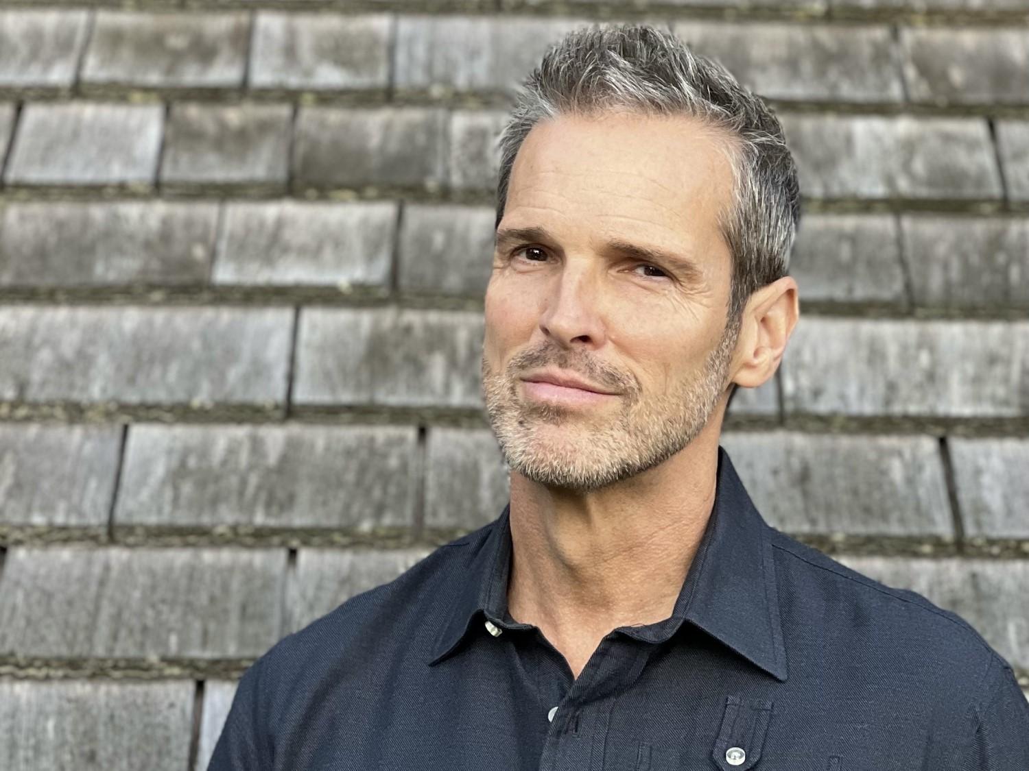 HUGH PANARO, Man Without a Mask + 'Comparing Notes' post show interview ...